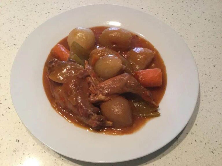 Rabbit With Baby Onions - Slow Cooker Tip