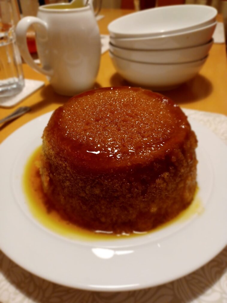 Syrup Sponge Pudding in the Slow Cooker - Slow Cooker Tip