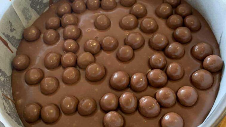 Peppermint Crisp Fudge - Slow Cooker Tip